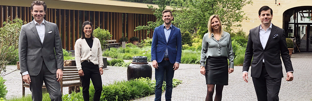 Familiebedrijven Oostwegel Collection en AFAS Software slaan de handen ...